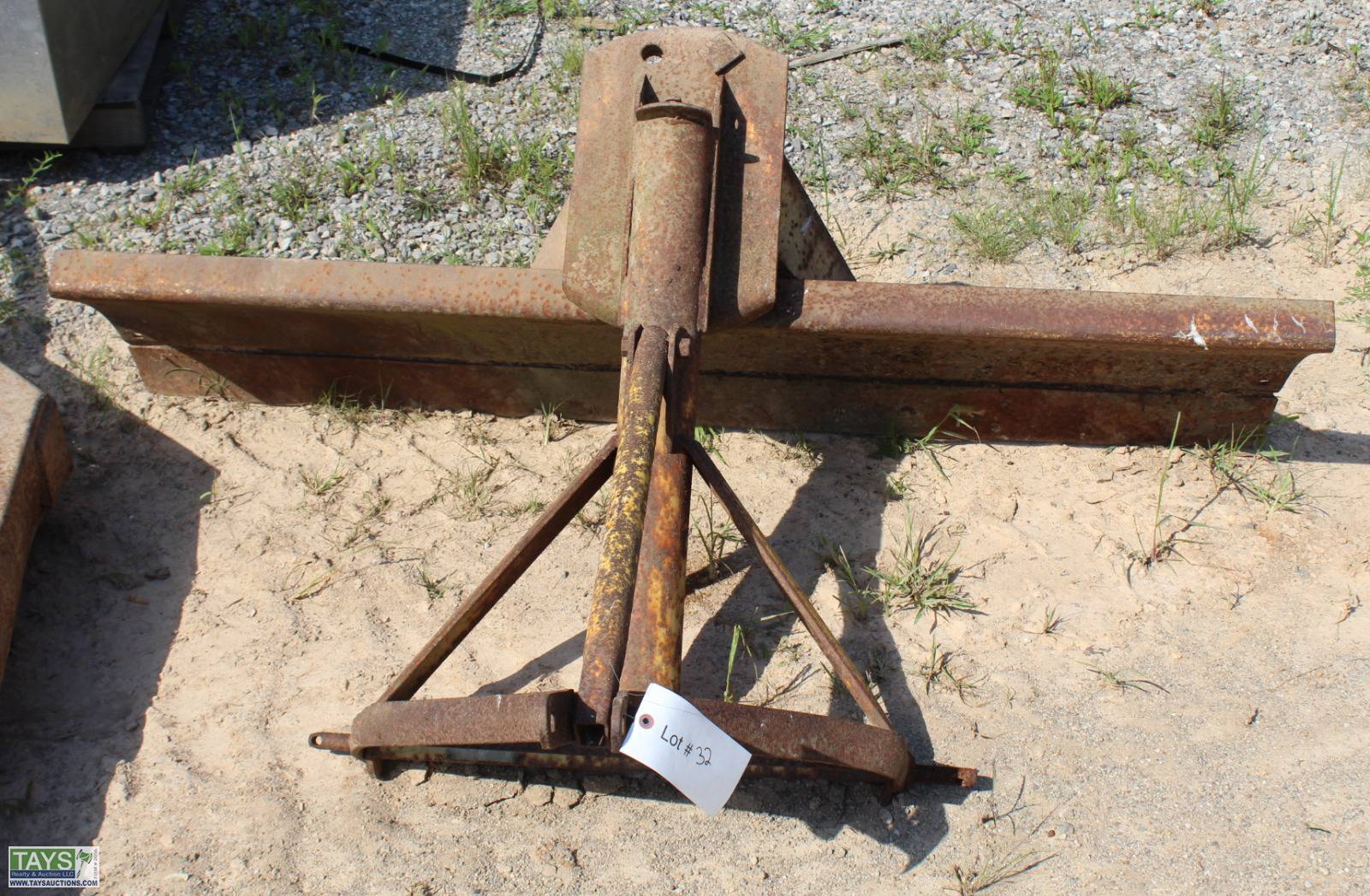 Tays Realty & Auction - Auction: ONLINE ABSOLUTE AUCTION: TRACTORS ...