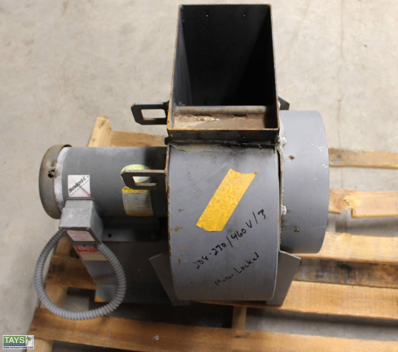 Tays Realty & Auction - Auction: ONLINE ABSOLUTE AUCTION: HAY EQUIPMENT ...