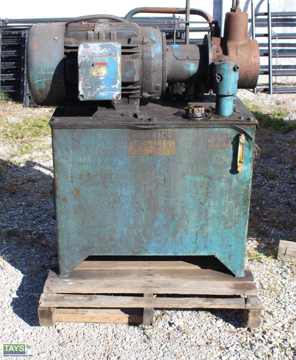 Tays Realty & Auction - Auction: ONLINE ABSOLUTE & BANKRUPTCY AUCTION ...