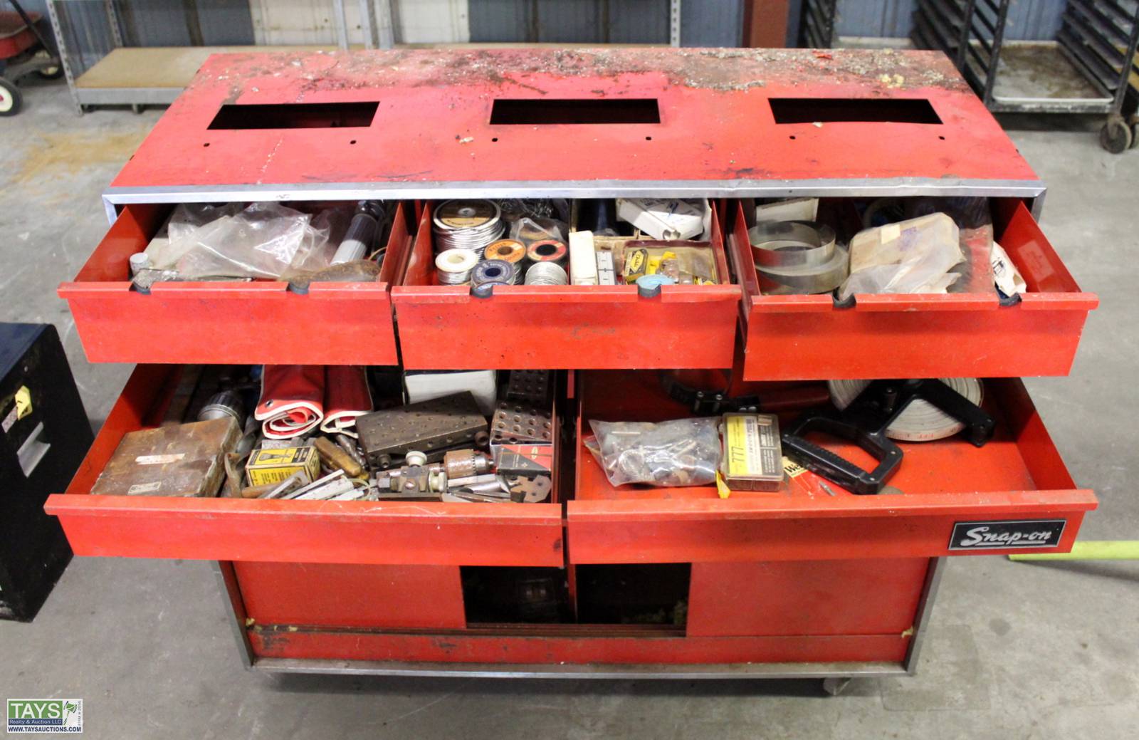 Tays Realty & Auction - Auction: ONLINE ABSOLUTE AUCTION: FURNITURE ...