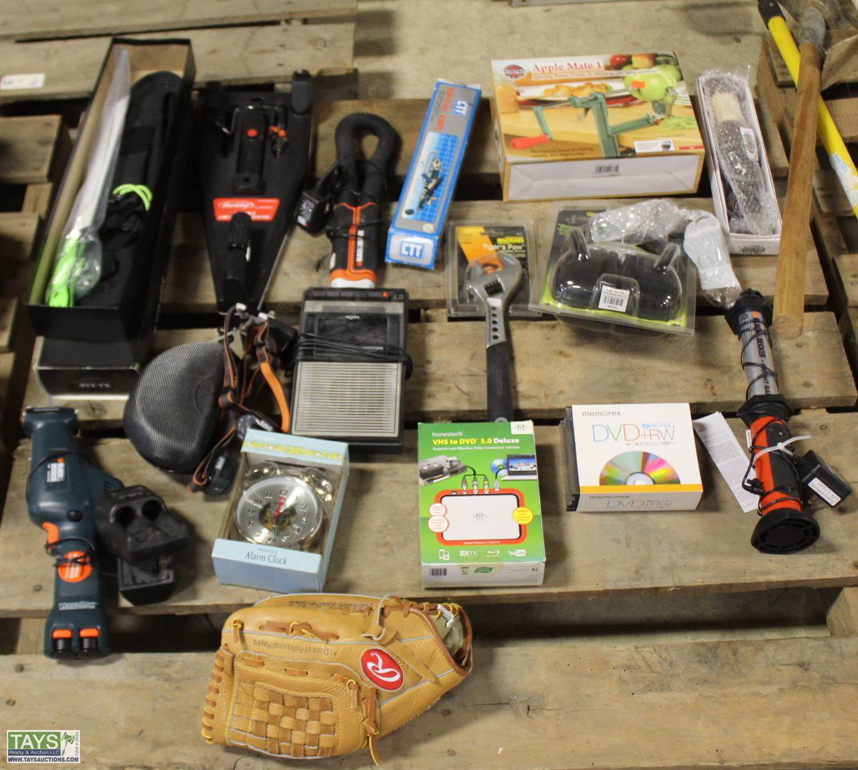 Tays Realty & Auction - Auction: ONLINE ABSOLUTE AUCTION: FURNITURE ...