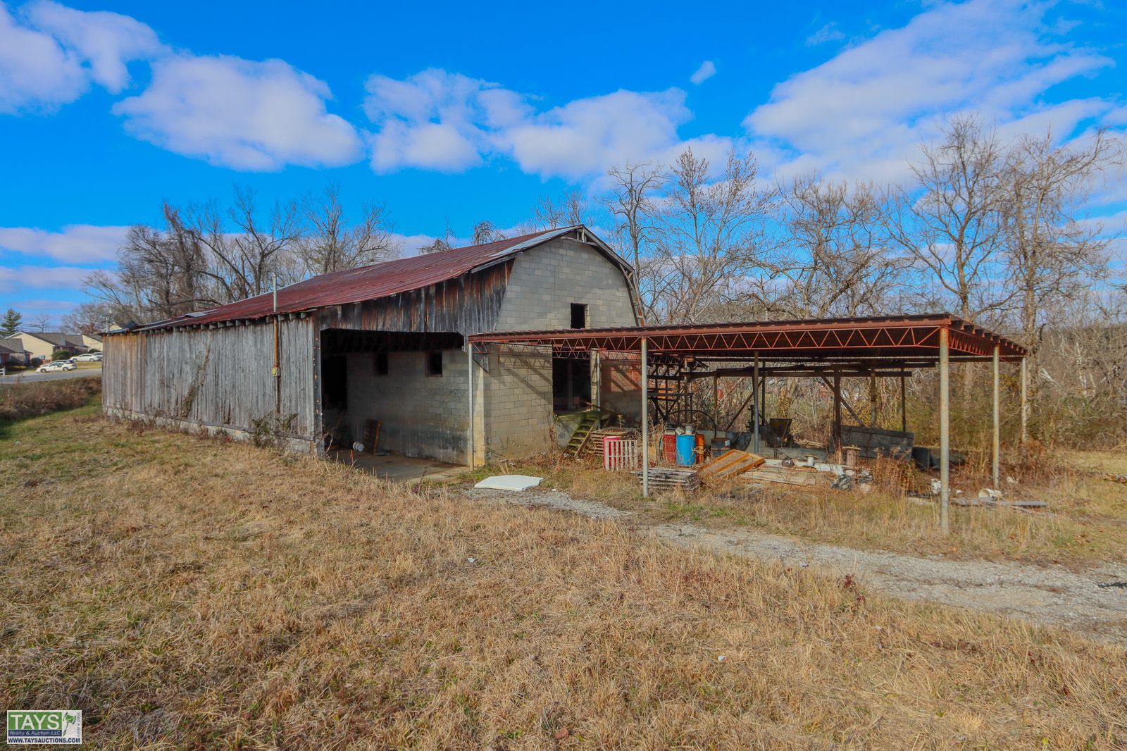 Tays Realty & Auction - Auction: ONLINE ABSOLUTE AUCTION: 2 BR / 1 BA ...