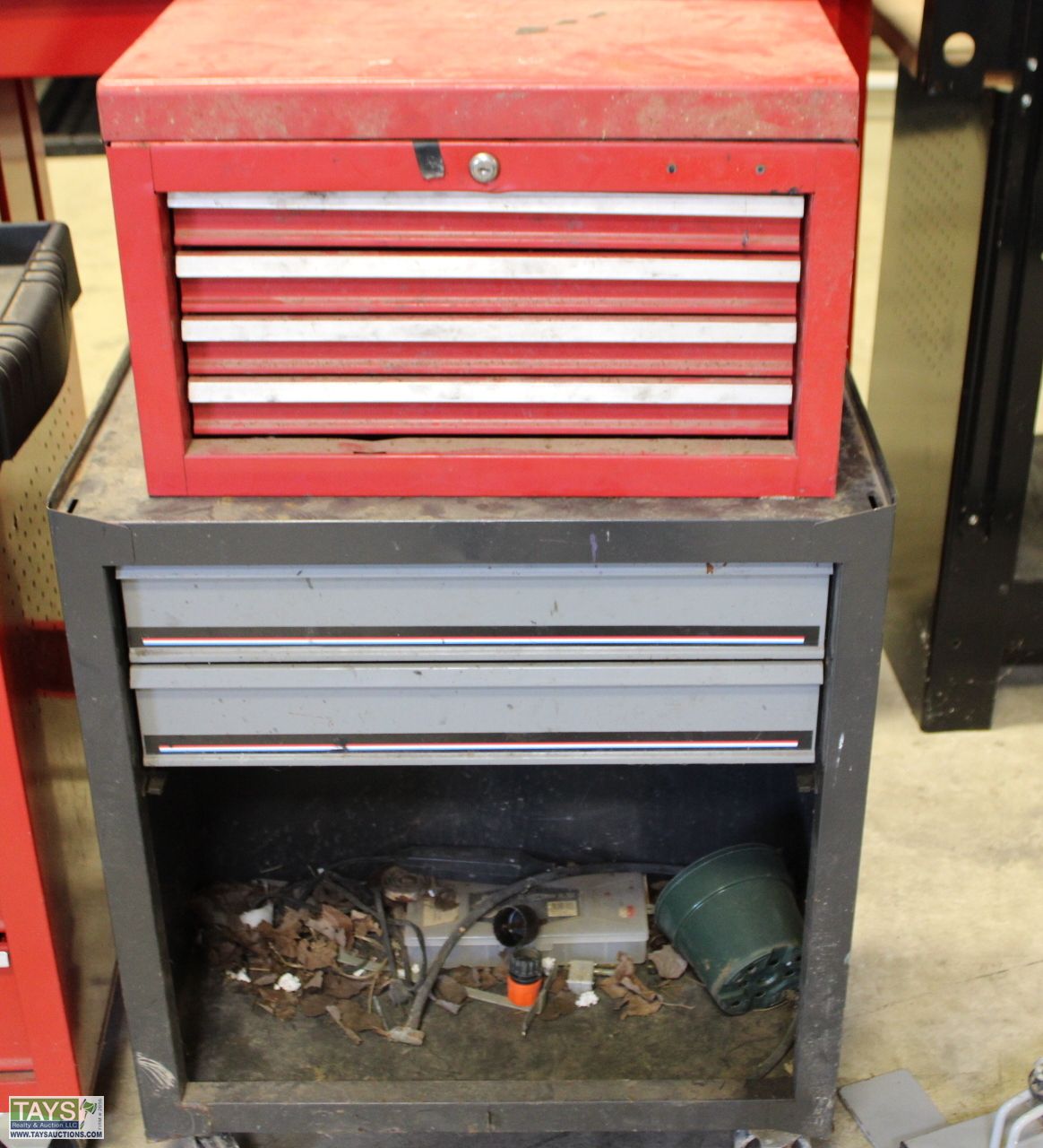 Tays Realty & Auction - Auction: ONLINE ABSOLUTE AUCTION: FURNITURE ...